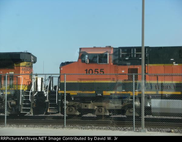 BNSF 1055